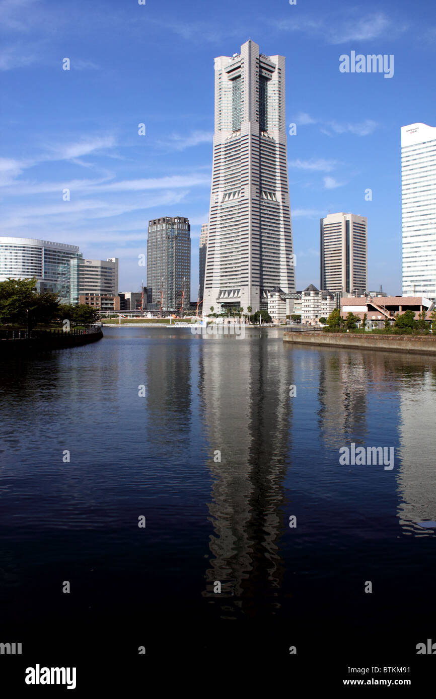 Minato mira hi-res stock photography and images - Alamy