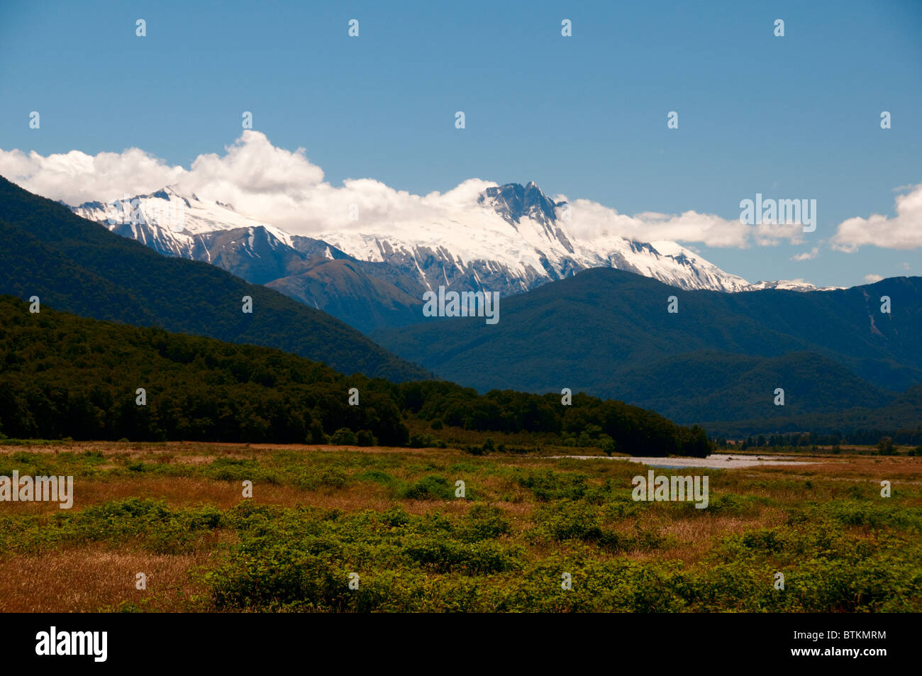 Gates of haast bridge hi-res stock photography and images - Alamy