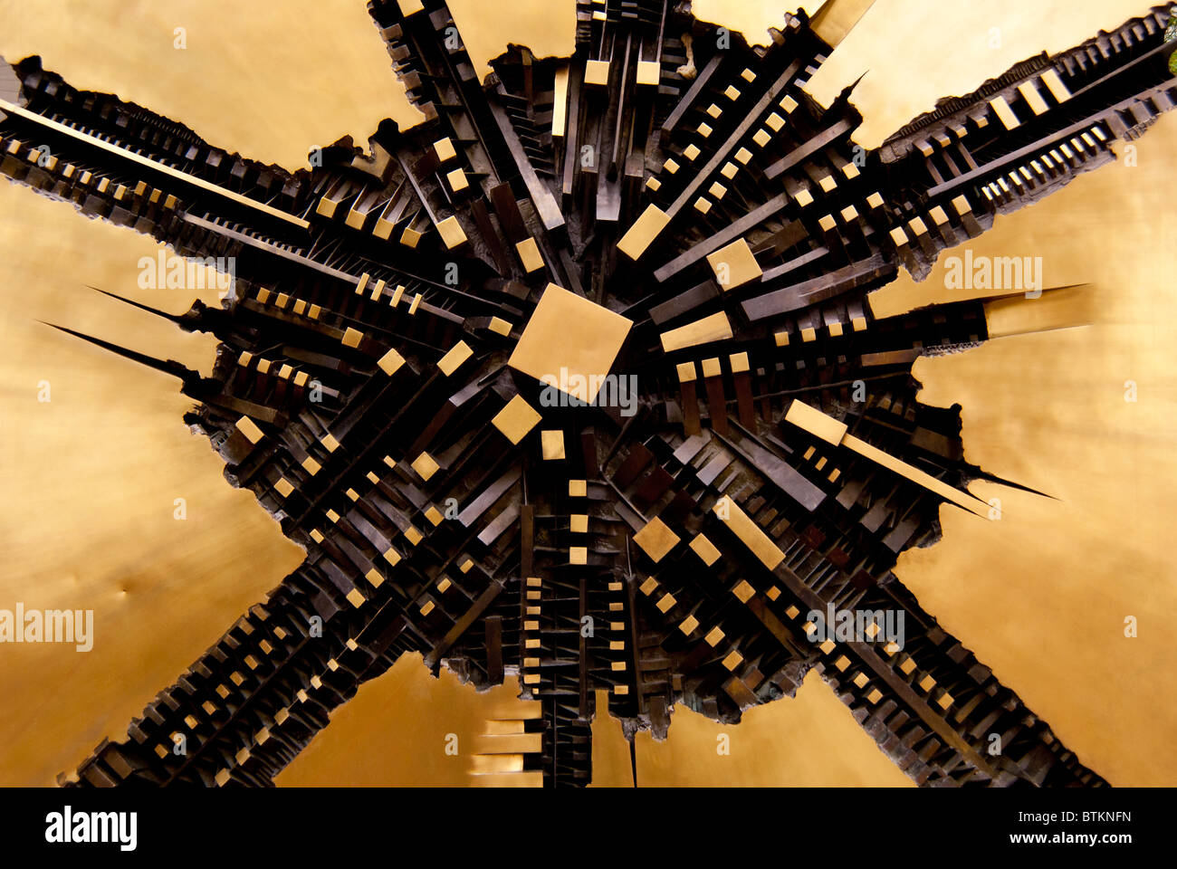 City center sculpture "Grande Disco" by Arnaldo Pomodoro (1974) in ...