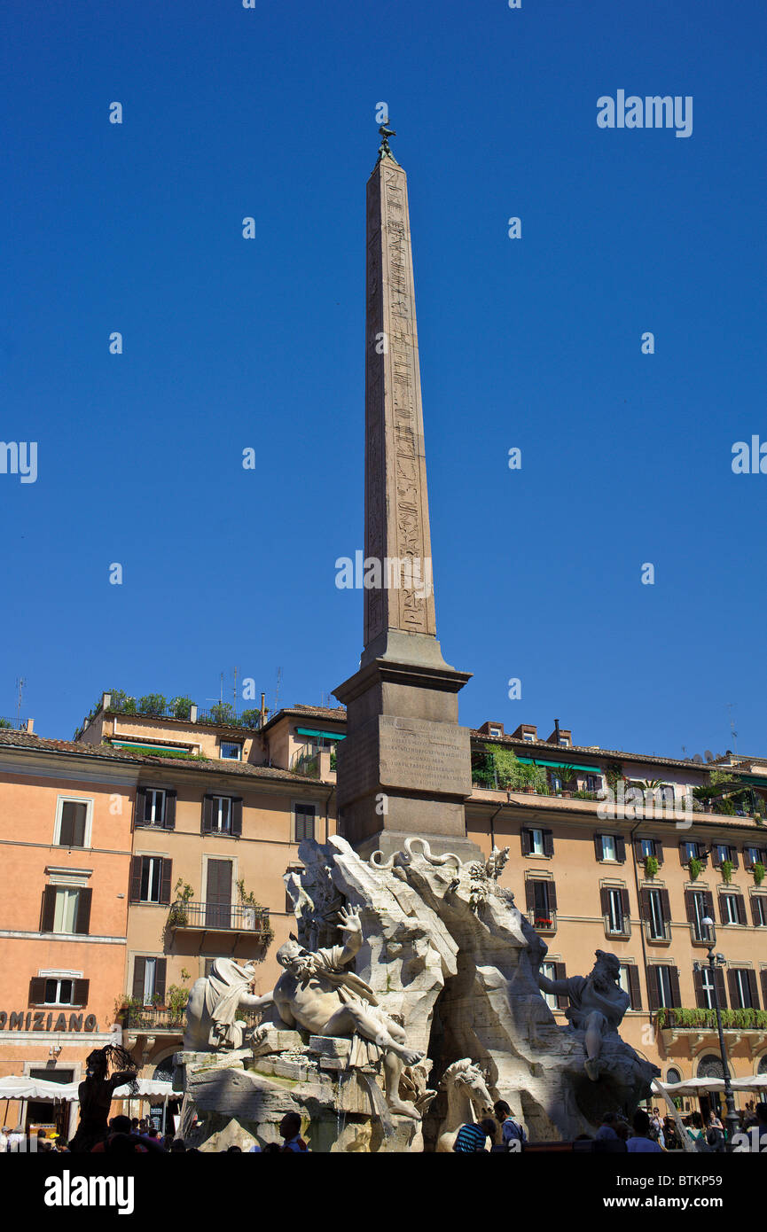 Piazza navona obelisk hi-res stock photography and images - Alamy