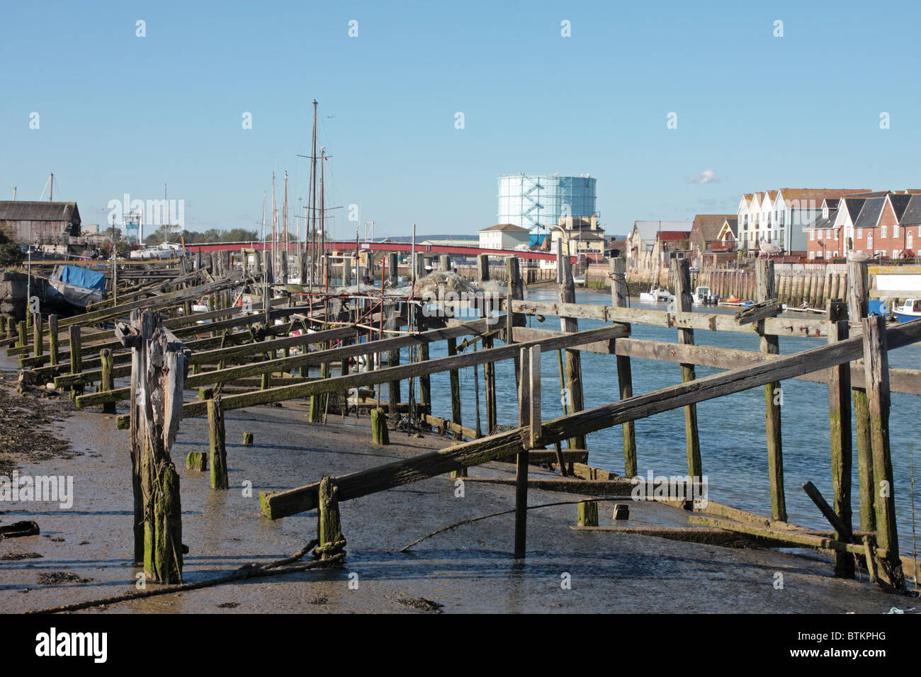 Fishing littlehampton uk hi-res stock photography and images - Alamy
