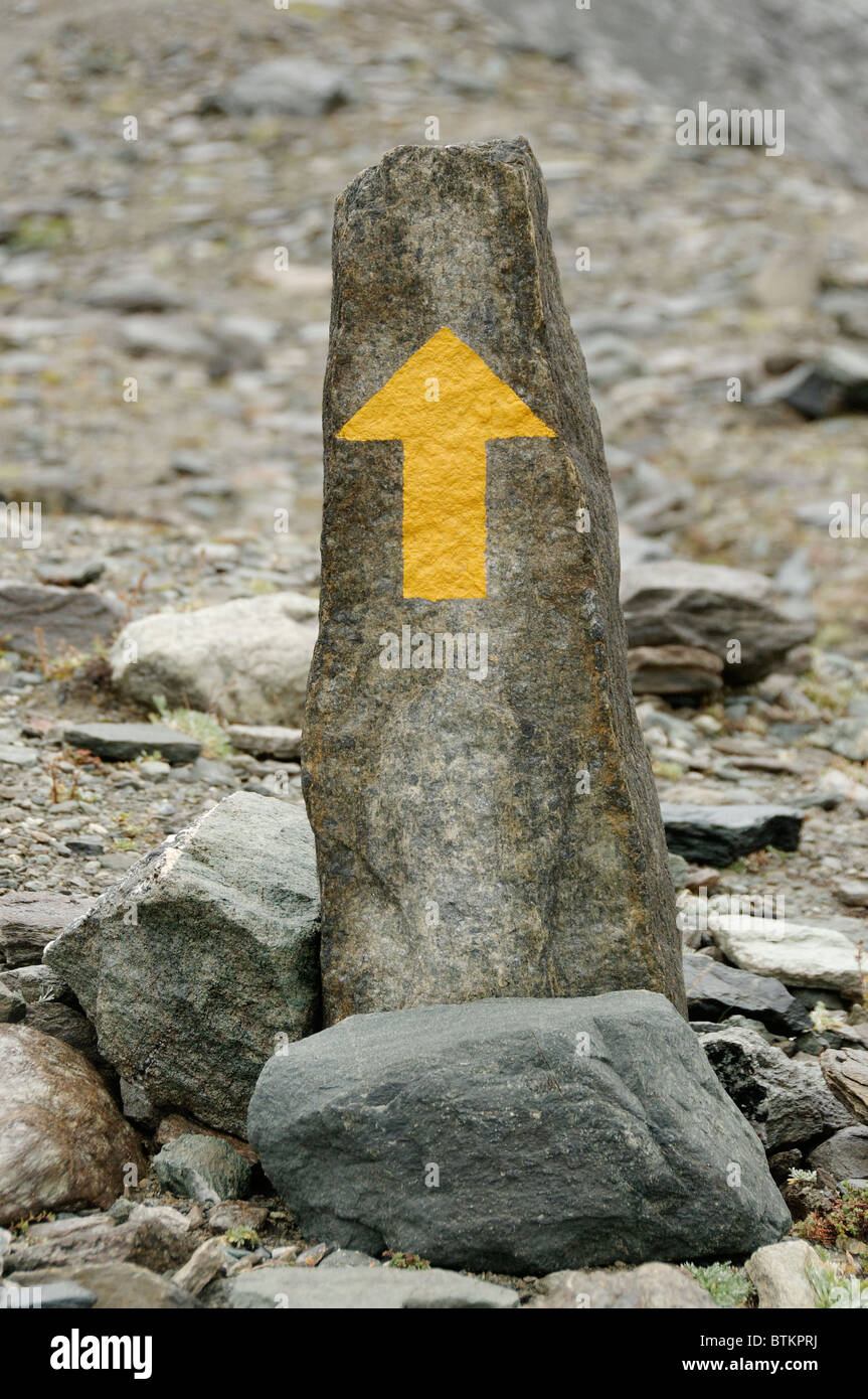 Waymarker stone hi-res stock photography and images - Alamy