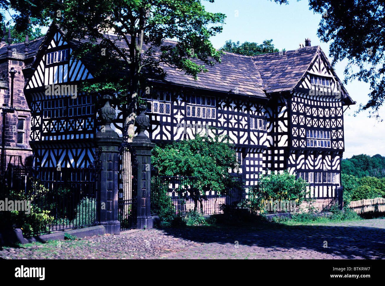 Hall i' th' Wood, Bolton, Lancashire England UK English medieval half ...