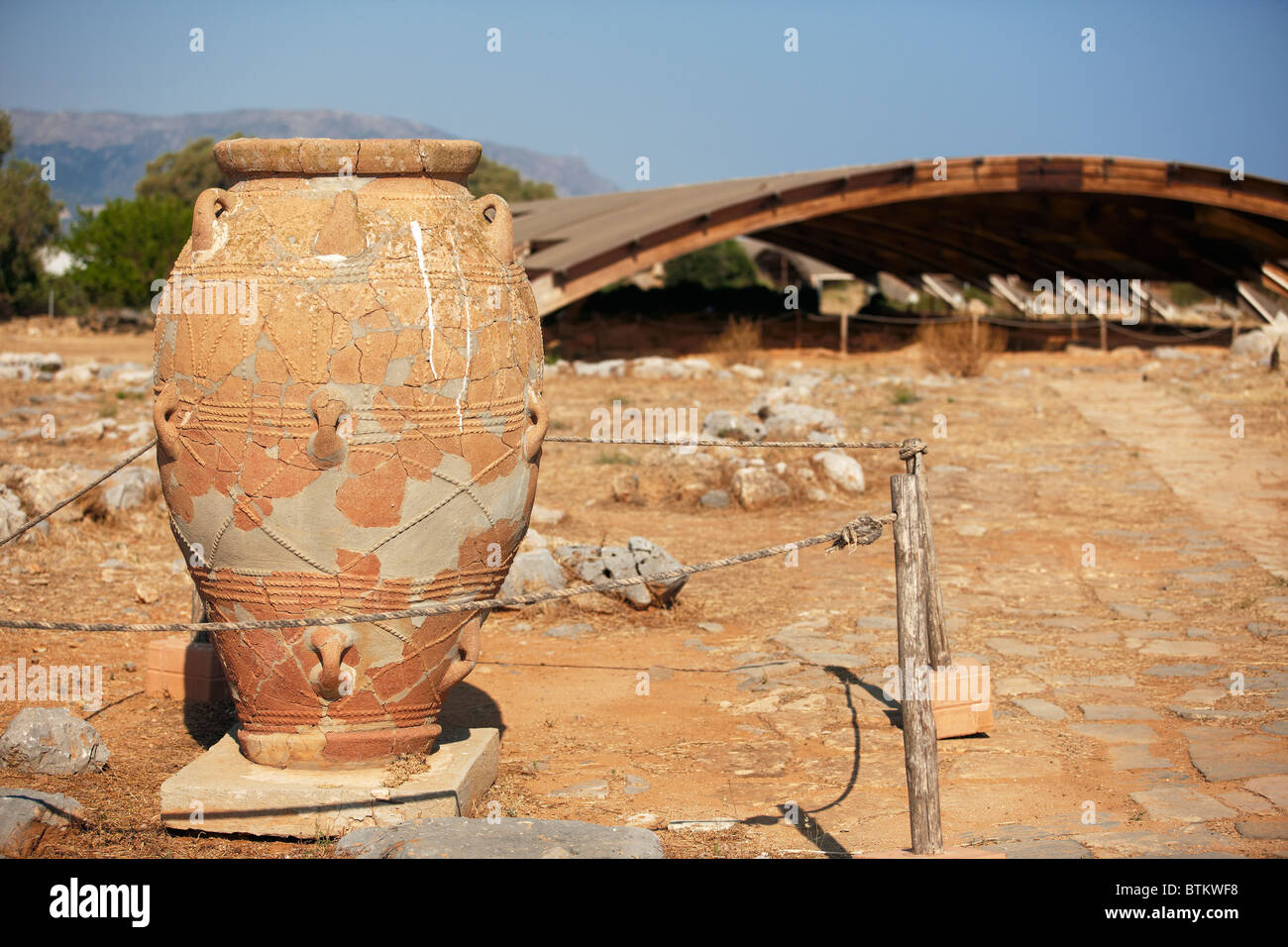 Giant pithos (storage jar). Minoan Palace of Malia, Crete, Greece Stock ...