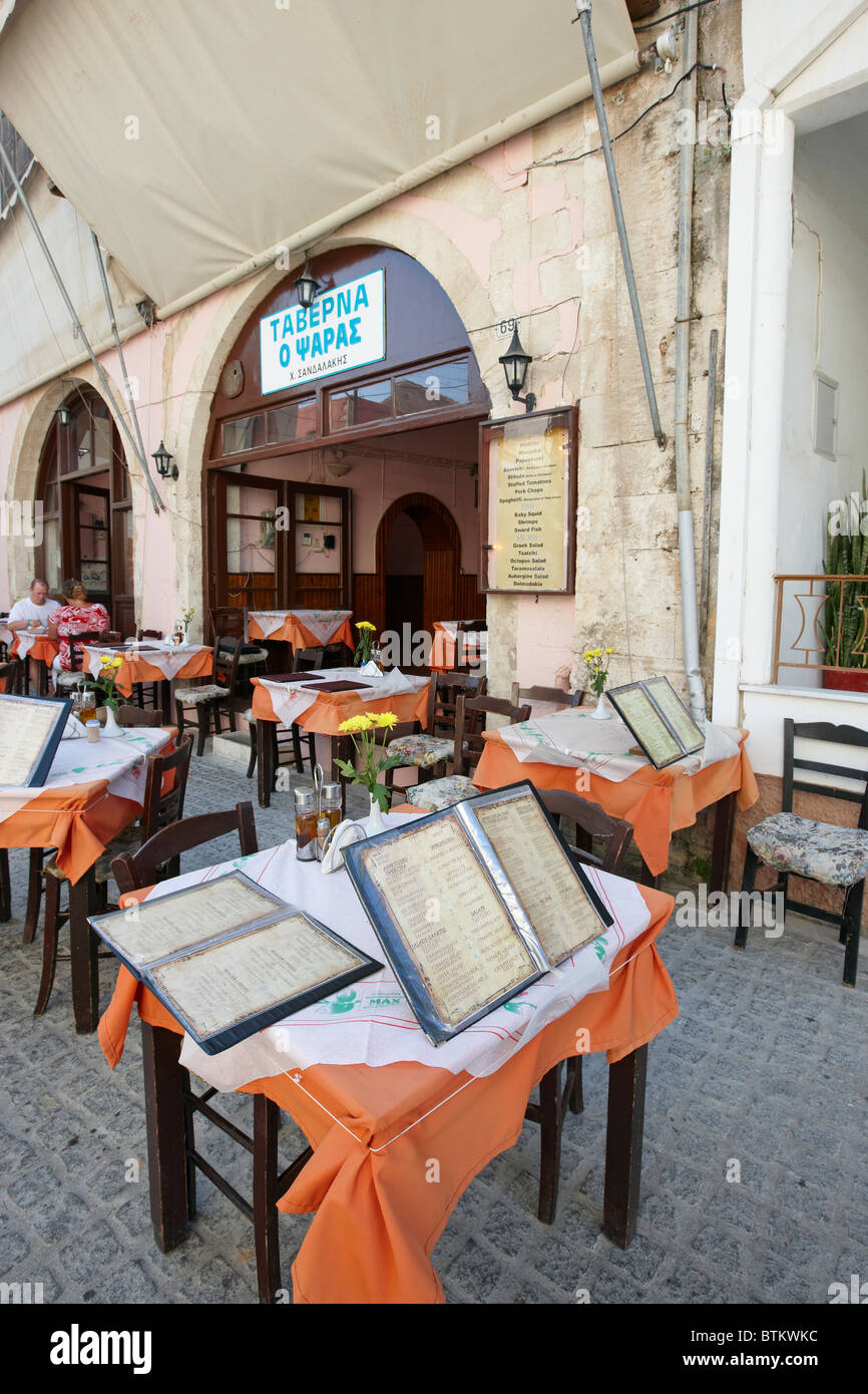 Greece taverna crete hi-res stock photography and images - Alamy