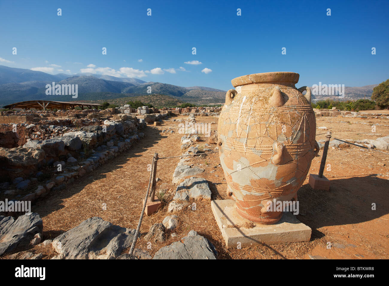 Pithos hi-res stock photography and images - Alamy