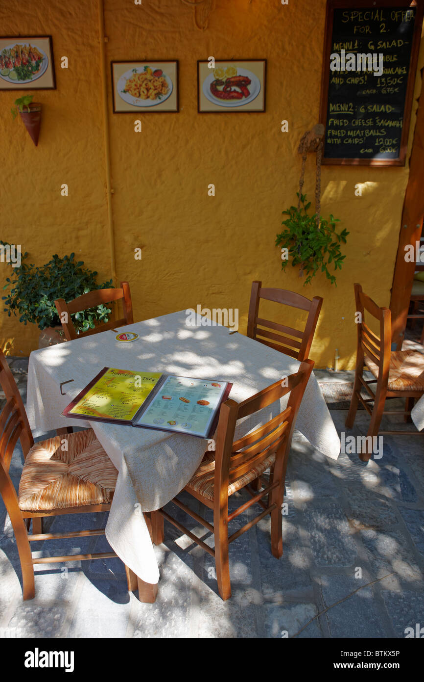 Street cafe in Kritsa village. Crete, Greece Stock Photo - Alamy