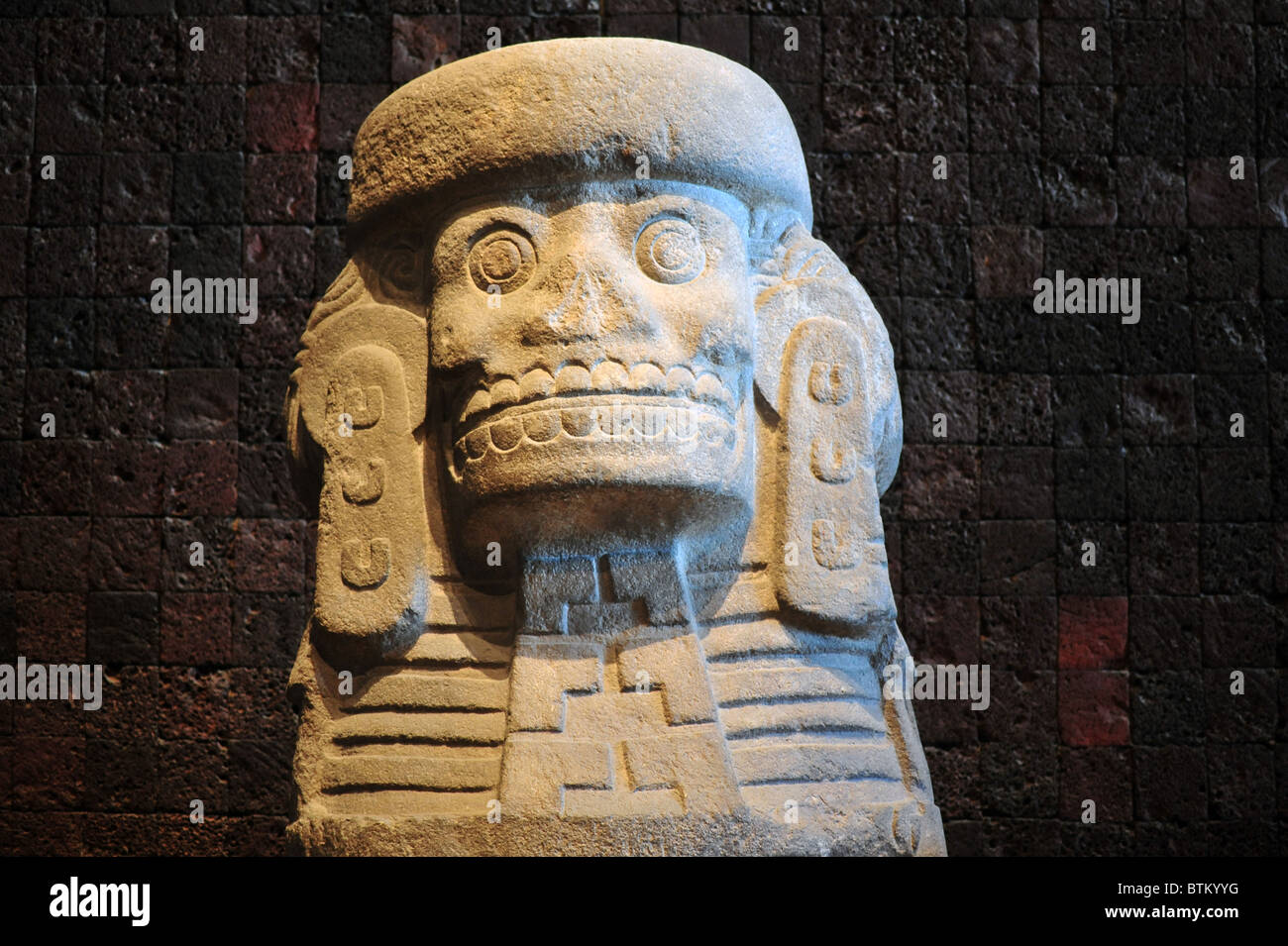 Aztec Archaeological Artifacts High Resolution Stock Photography and ...