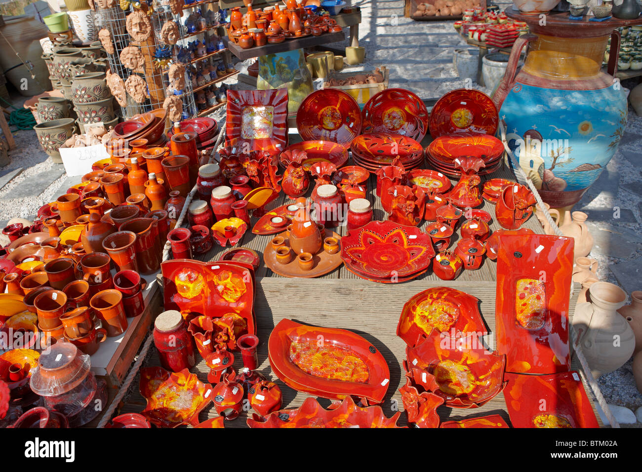 Colourful Pottery Stock Photos & Colourful Pottery Stock Images - Alamy