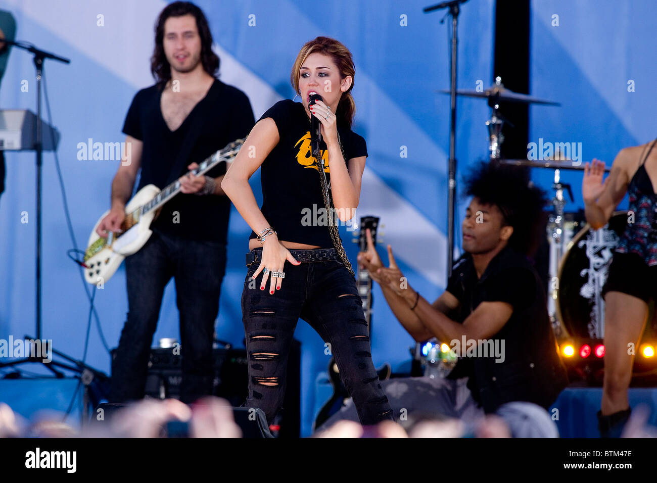Good Morning America GMA Summer Concert Series with Miley Cyrus Stock ...