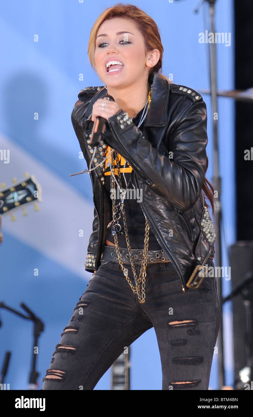 Good Morning America GMA Summer Concert Series with Miley Cyrus Stock ...