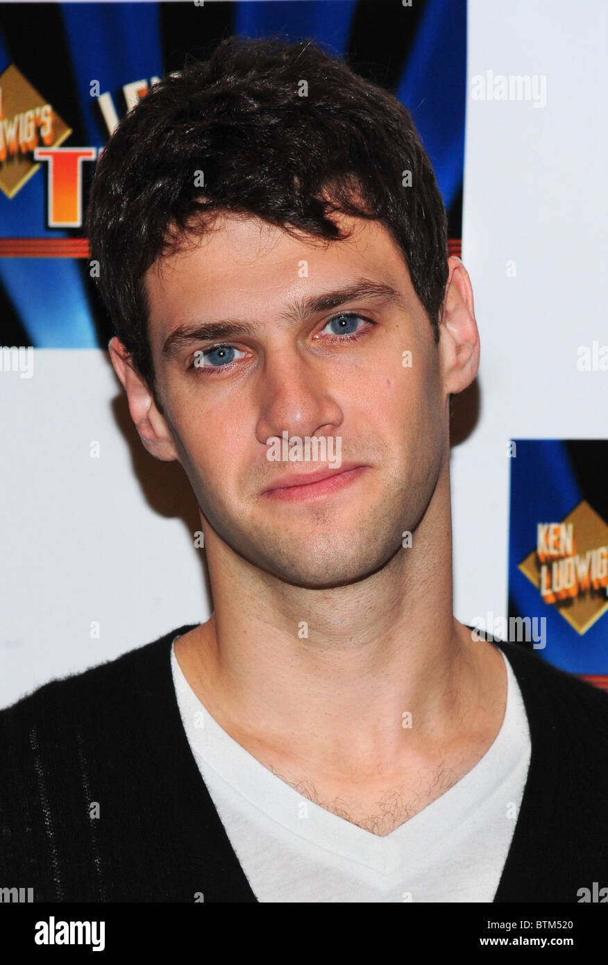 LEND ME A TENOR Broadway Cast Photo Op Stock Photo - Alamy