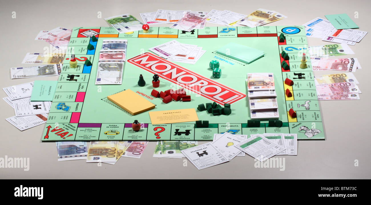 Monopoly board hi-res stock photography and images - Alamy