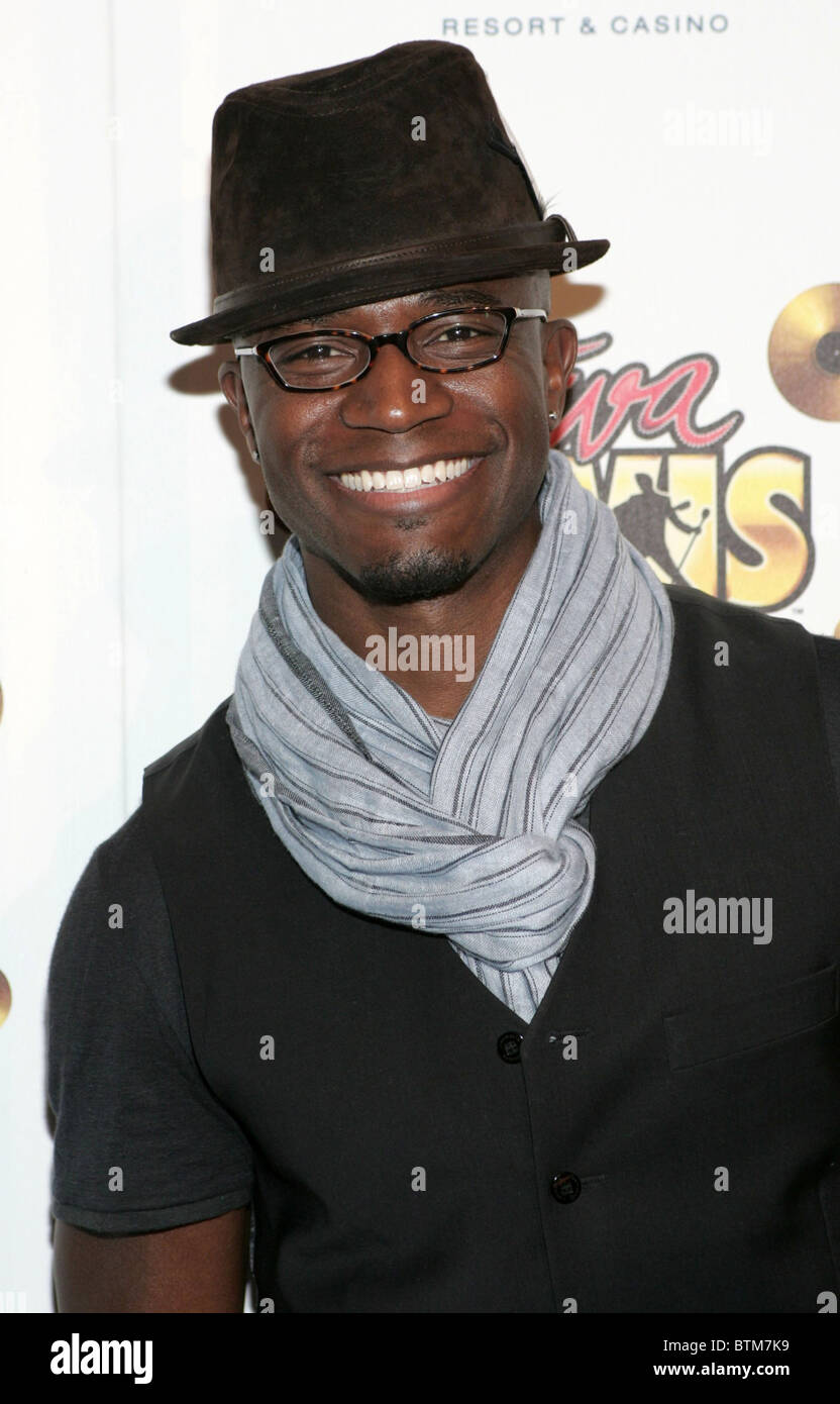 Opening Night of Viva ELVIS by Cirque du Soleil Stock Photo - Alamy