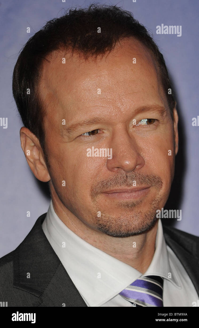 CBS Television Network Upfronts Stock Photo - Alamy