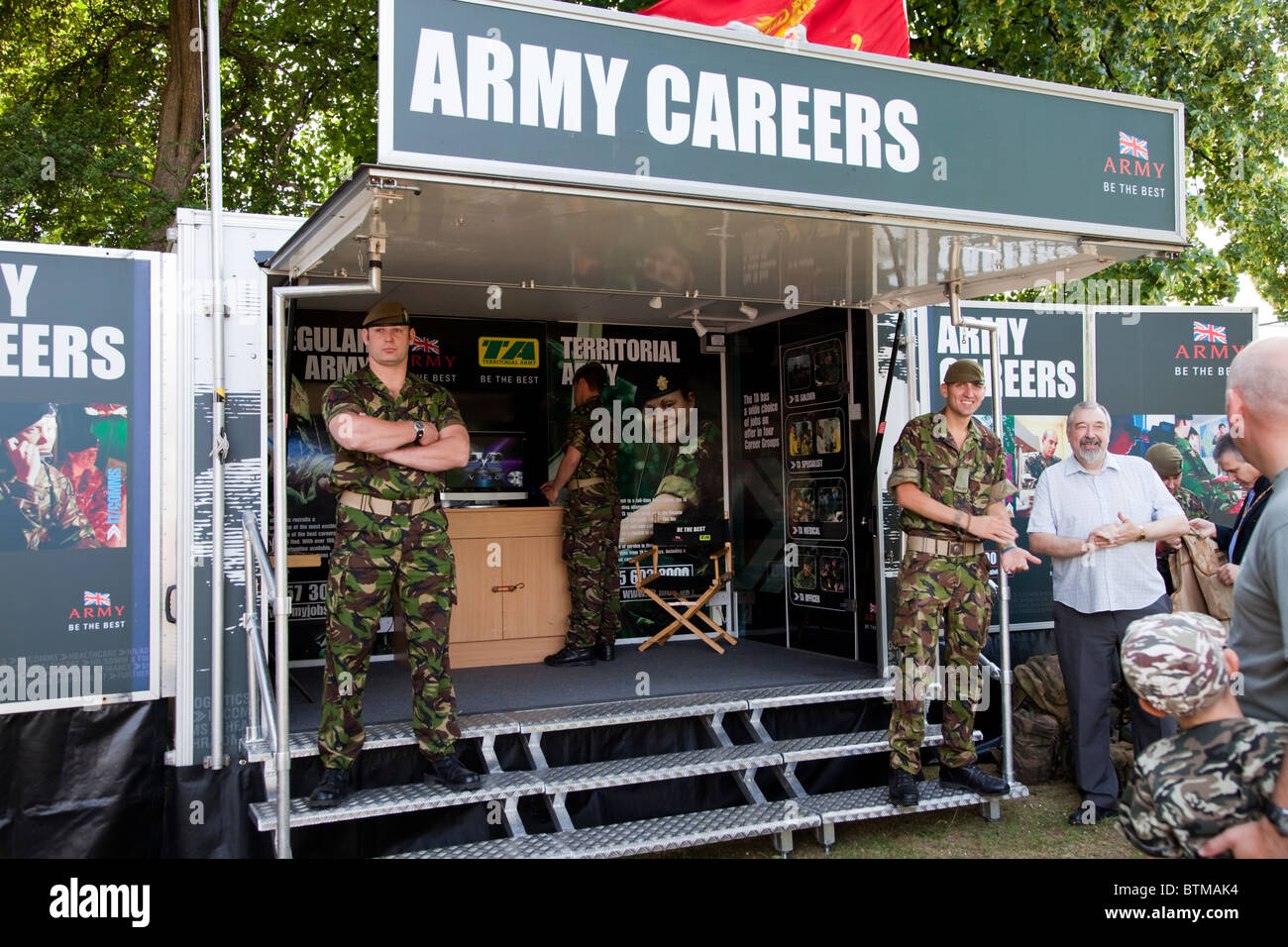 Army careers stand hi-res stock photography and images - Alamy