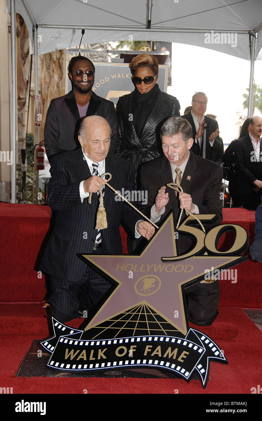 Star on the Hollywood Walk of Fame for Doug Morris Stock Photo - Alamy