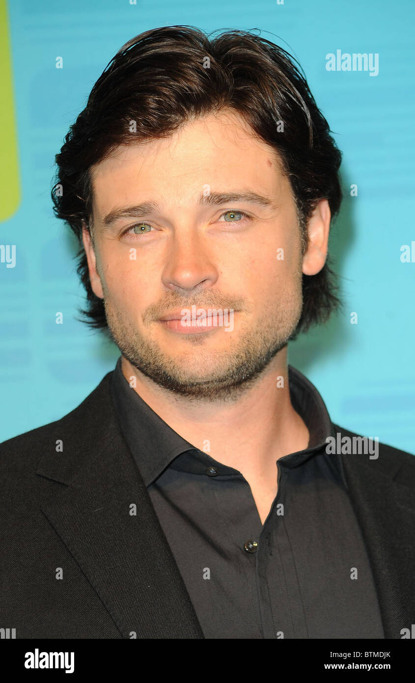 Tom welling kristin hi-res stock photography and images - Alamy