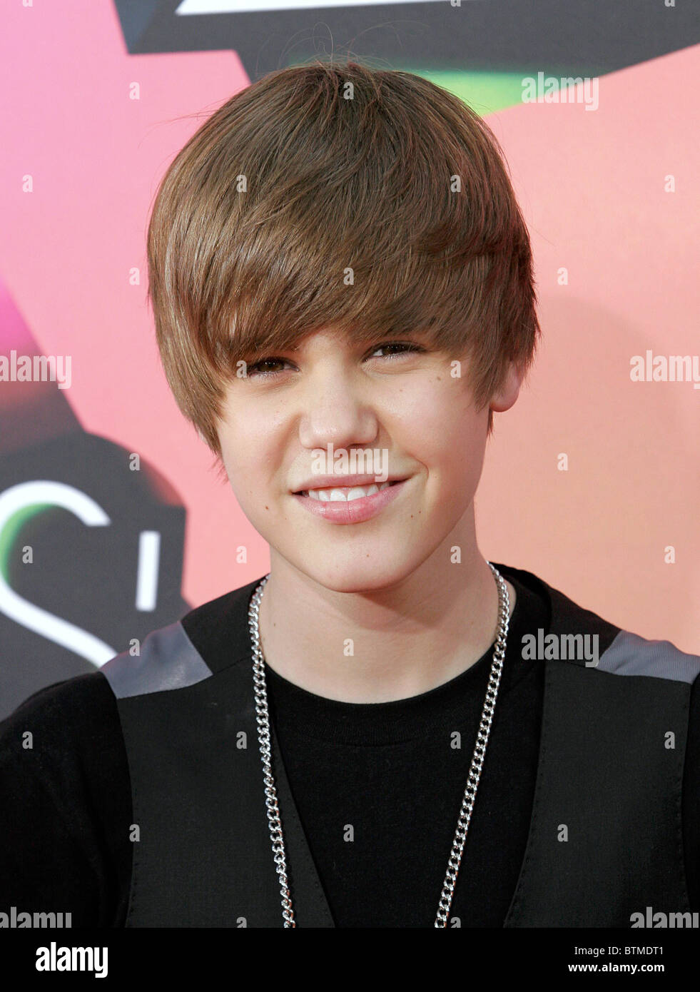 Justin bieber 2010 nickelodeon's hi-res stock photography and images ...