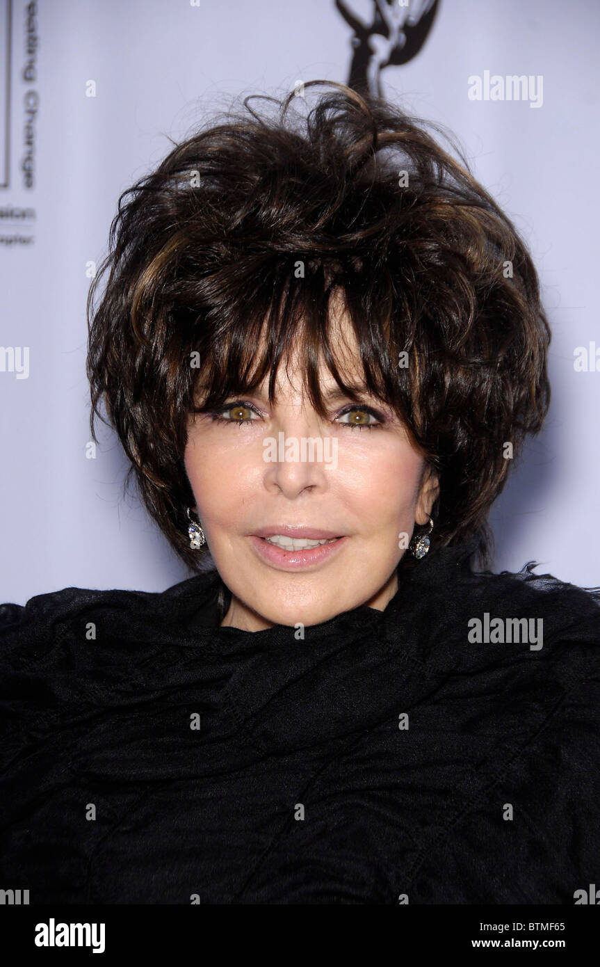 The American Women in Radio & Television Southern California 2010 Genii ...