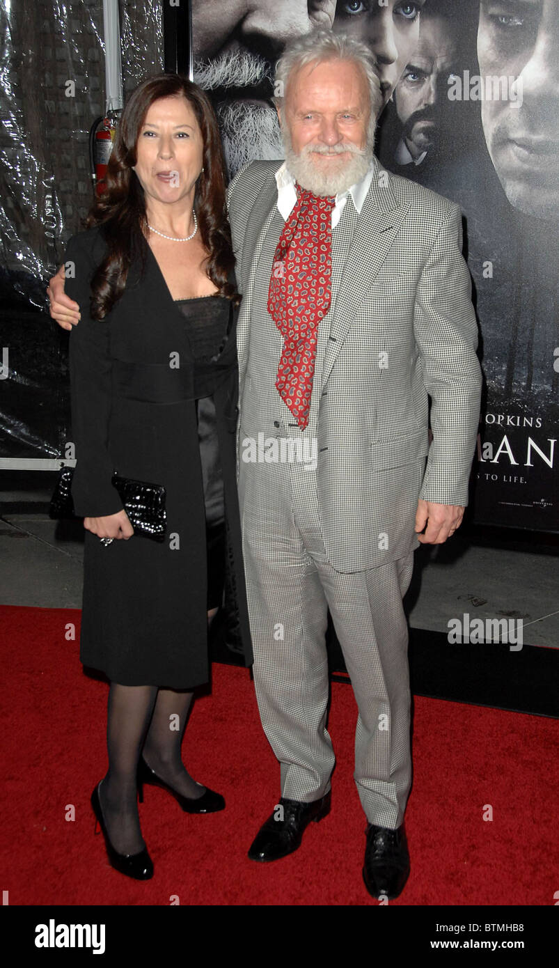 THE WOLFMAN Premiere Stock Photo - Alamy
