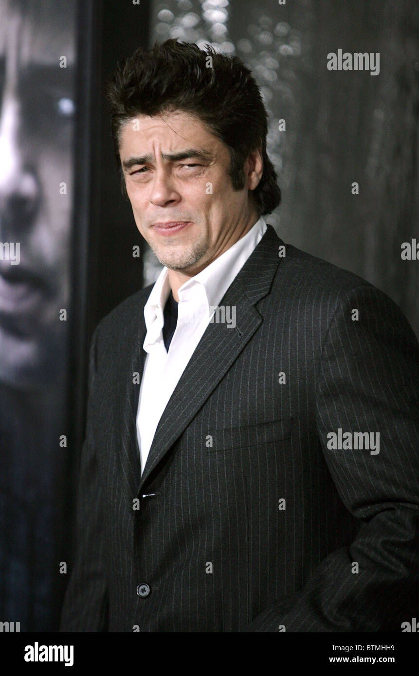 Benicio del toro wolfman premiere hi-res stock photography and images ...