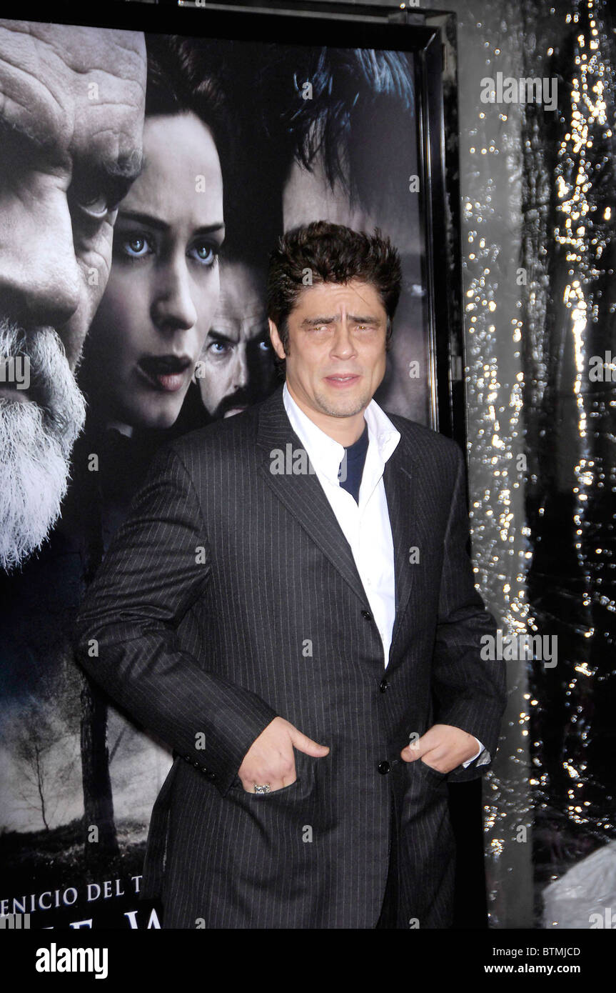 THE WOLFMAN Premiere Stock Photo - Alamy