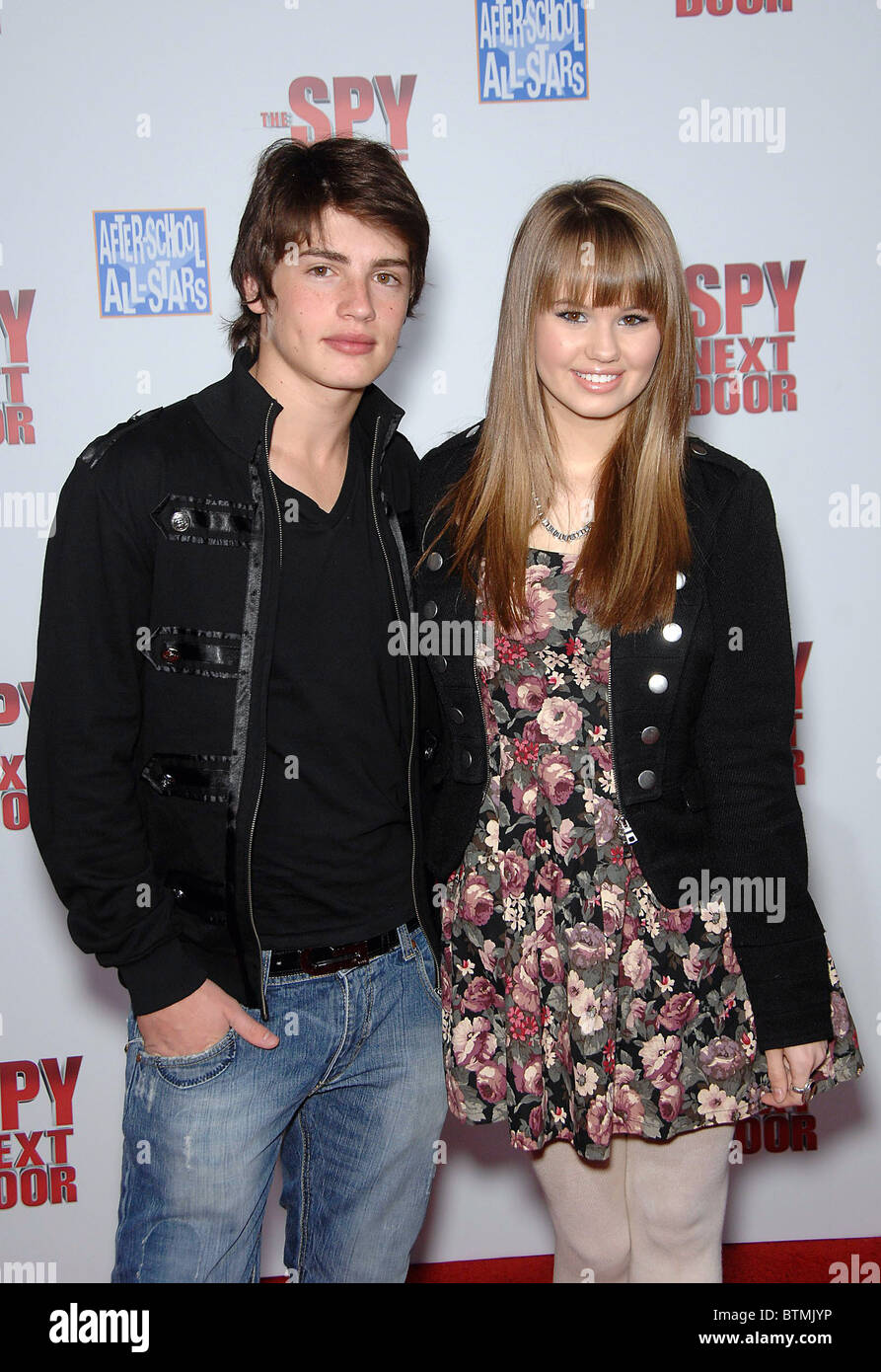 Gregg Sulkin And Debby Ryan
