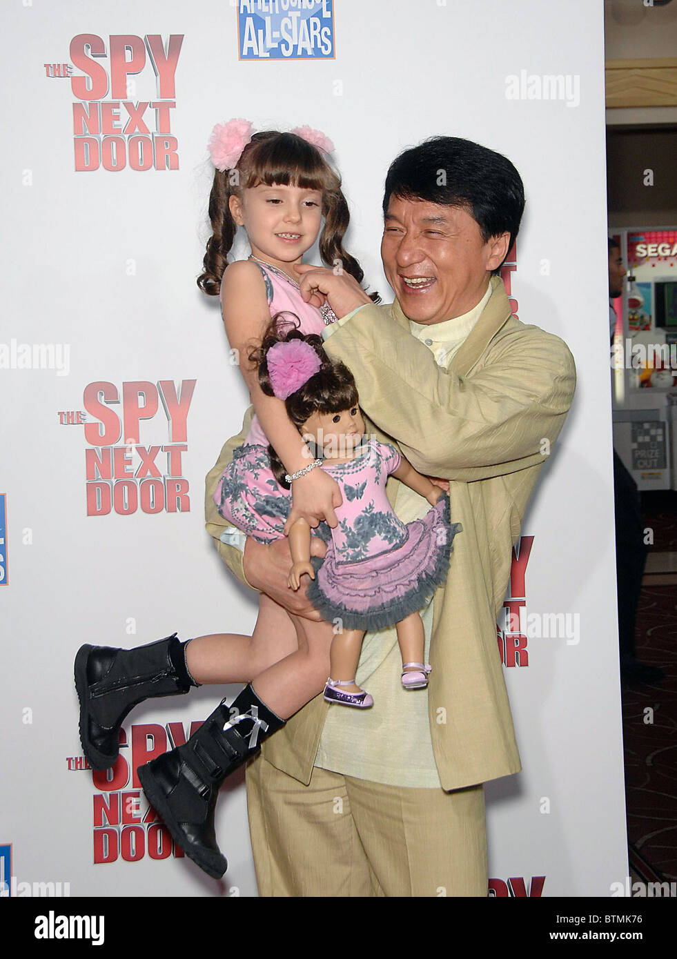 Los Angeles Premiere of THE SPY NEXT DOOR Stock Photo - Alamy