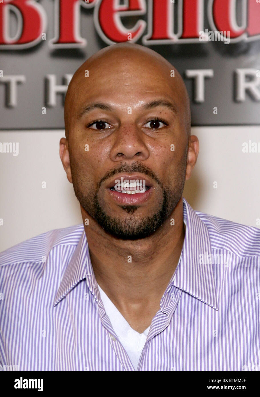 COMMON Autograph Signing at the PALMS Stock Photo - Alamy