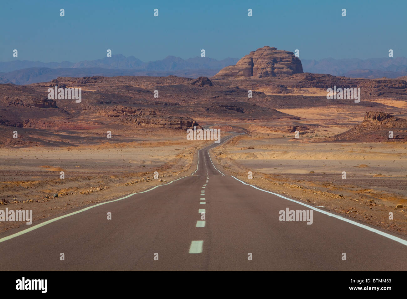 a road in the desert in Egypt Stock Photo - Alamy