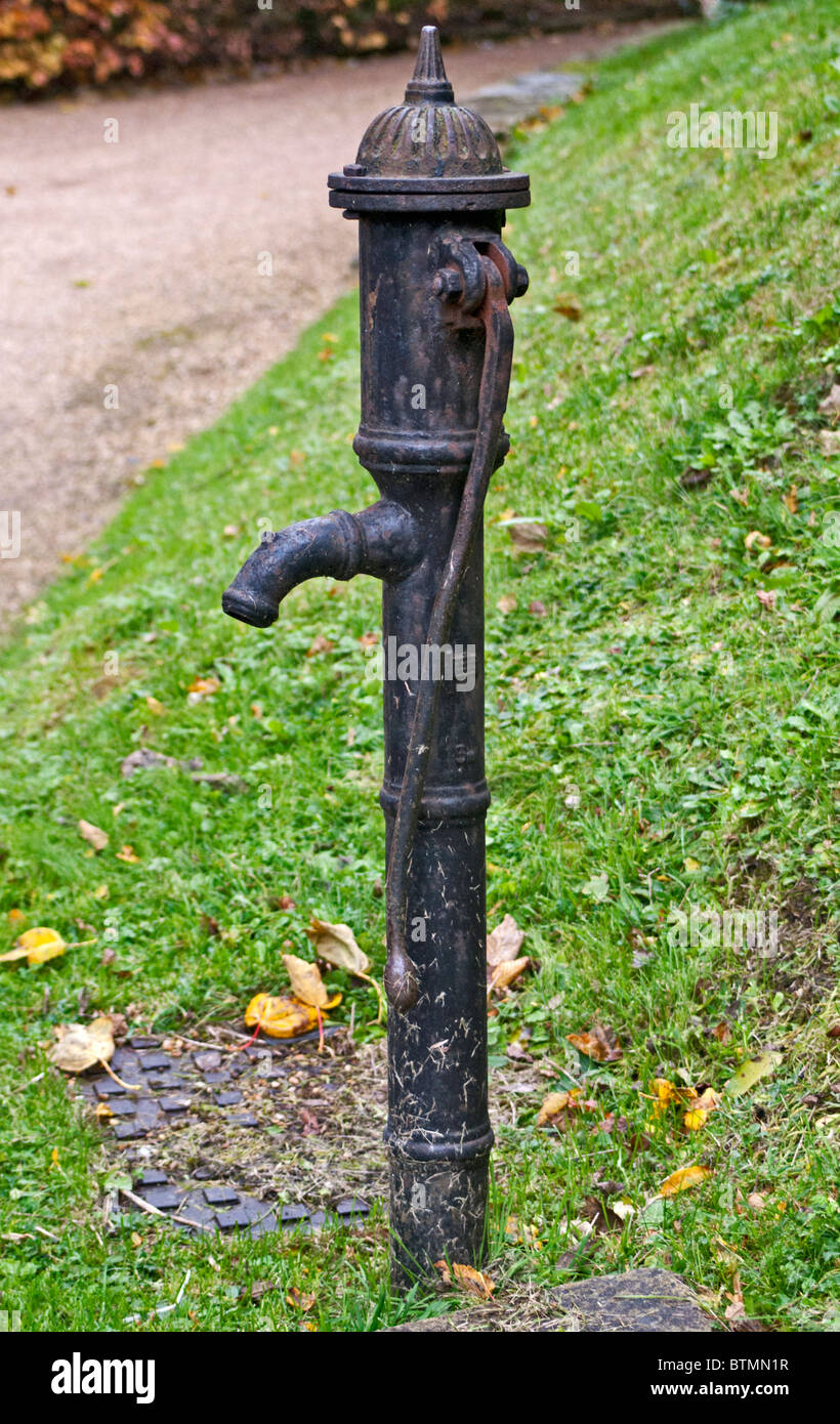 Old Iron Village Water Pump Stock Photo - Alamy