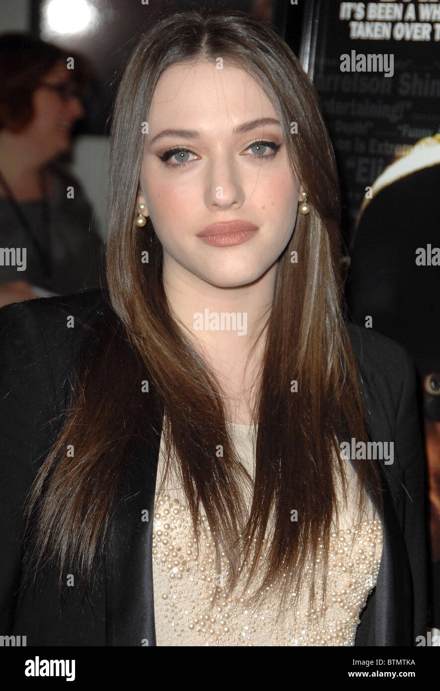 Kat dennings 2010 hi-res stock photography and images - Alamy