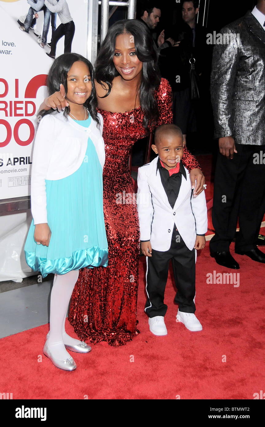 Tyler Perry's WHY DID I GET MARRIED TOO? Premiere Stock Photo - Alamy