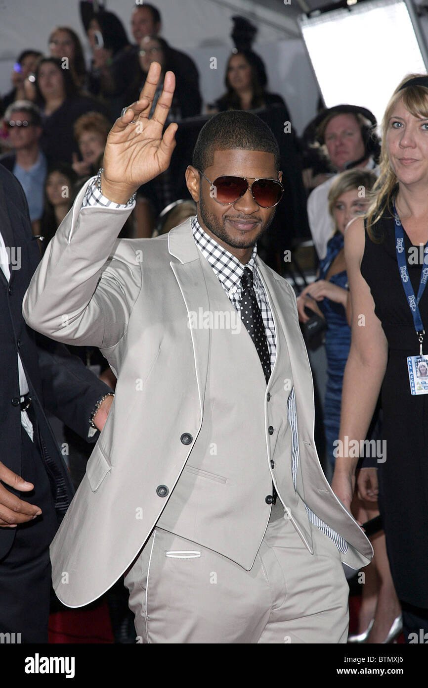 Three grammy awards hi-res stock photography and images - Alamy