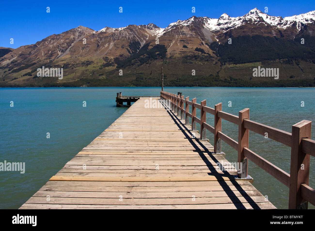 New zealand jetty new zealand pier hi-res stock photography and images ...