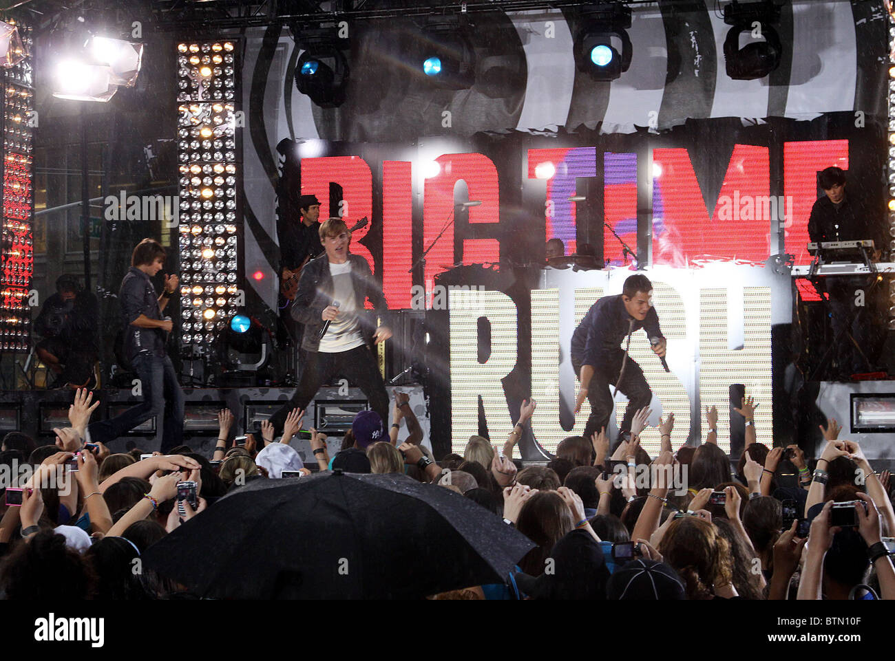Nickelodeon's BIG TIME RUSH Concert in Times Square Stock Photo - Alamy