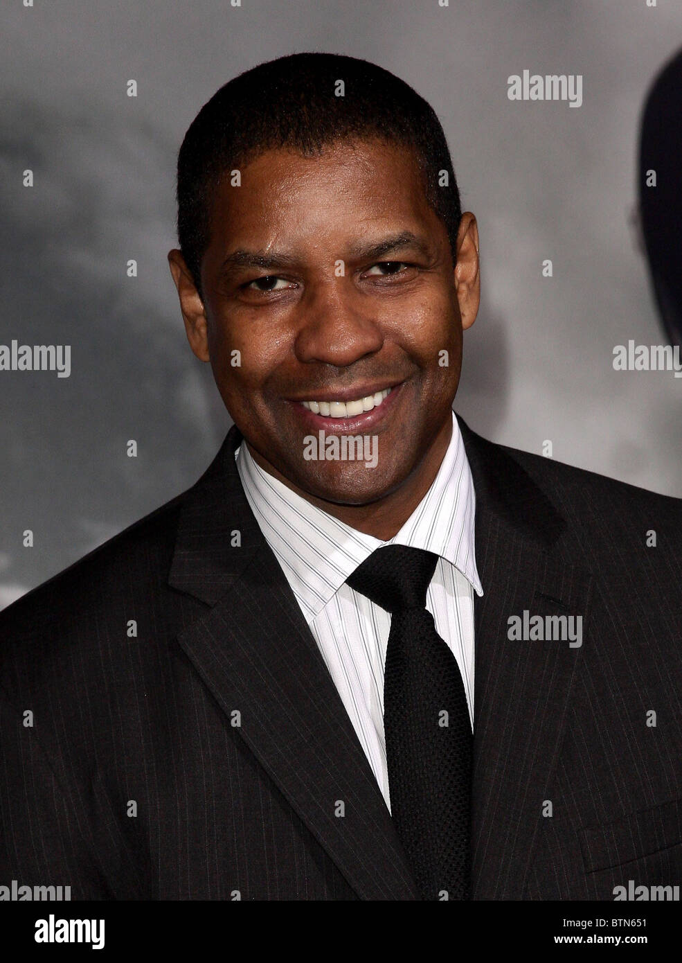 THE BOOK OF ELI Premiere Stock Photo - Alamy