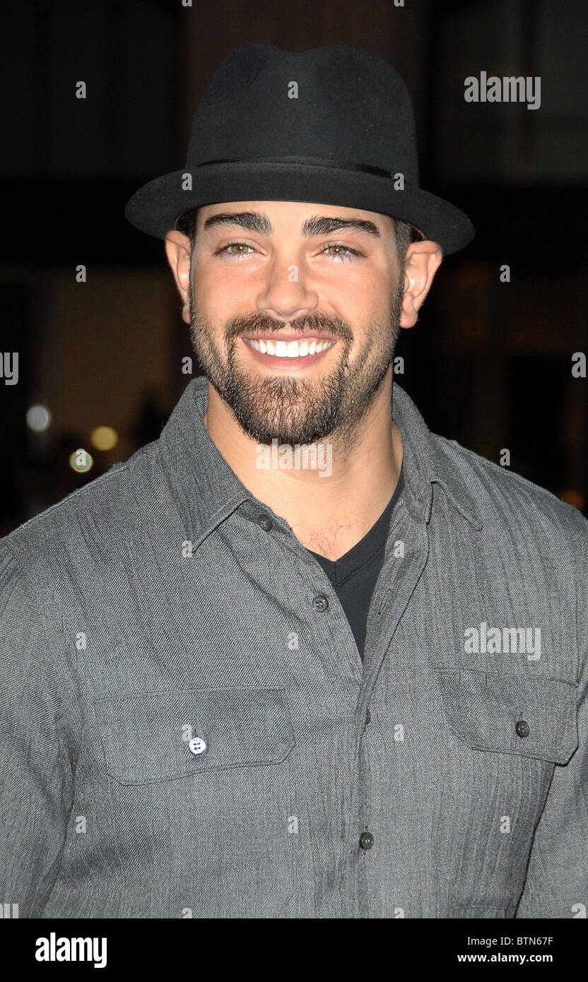 THE BOOK OF ELI Premiere Stock Photo - Alamy