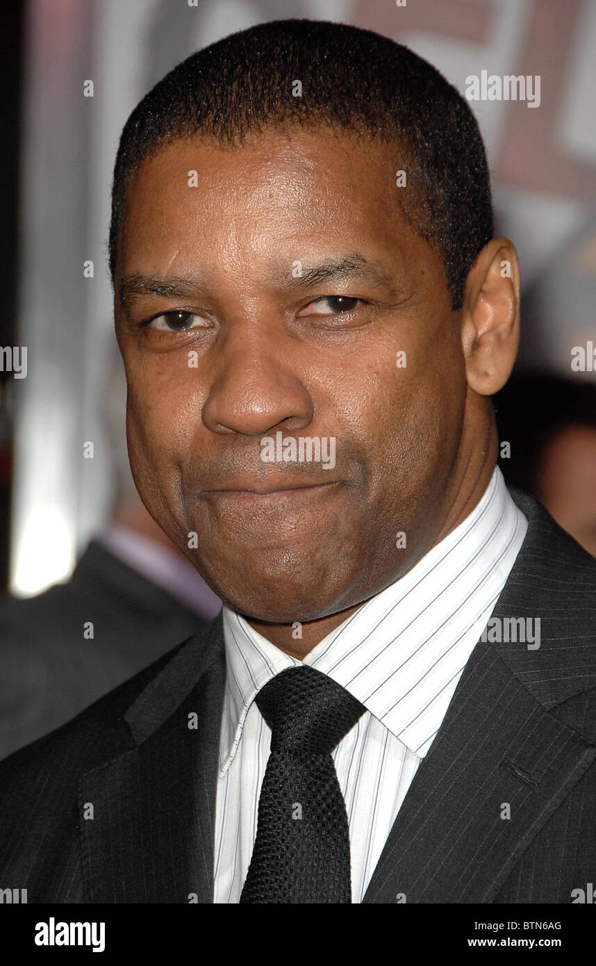THE BOOK OF ELI Premiere Stock Photo - Alamy