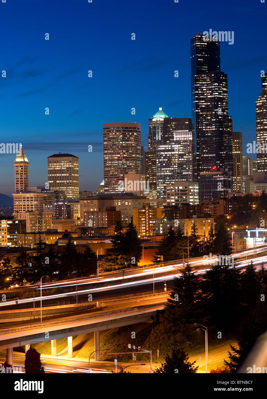 Downtown town seattle hi-res stock photography and images - Alamy
