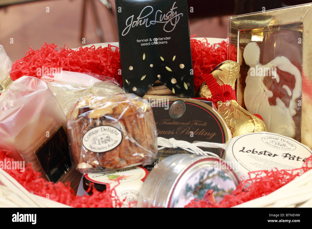 Christmas food hamper hi-res stock photography and images - Alamy