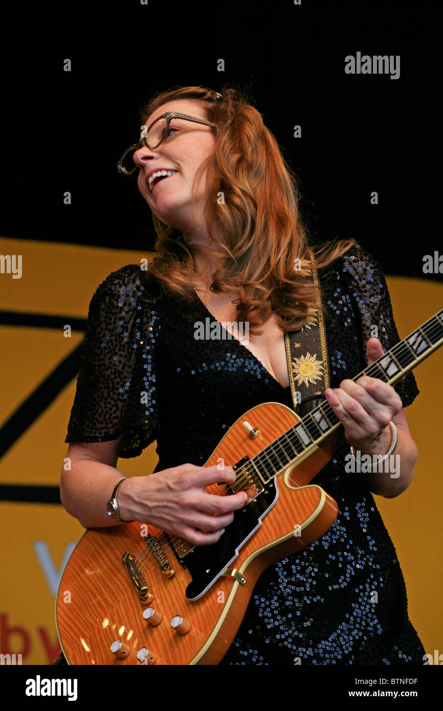 SUSAN TEDESCHI sings and plays guitar at the 2009 MONTEREY JAZZ ...