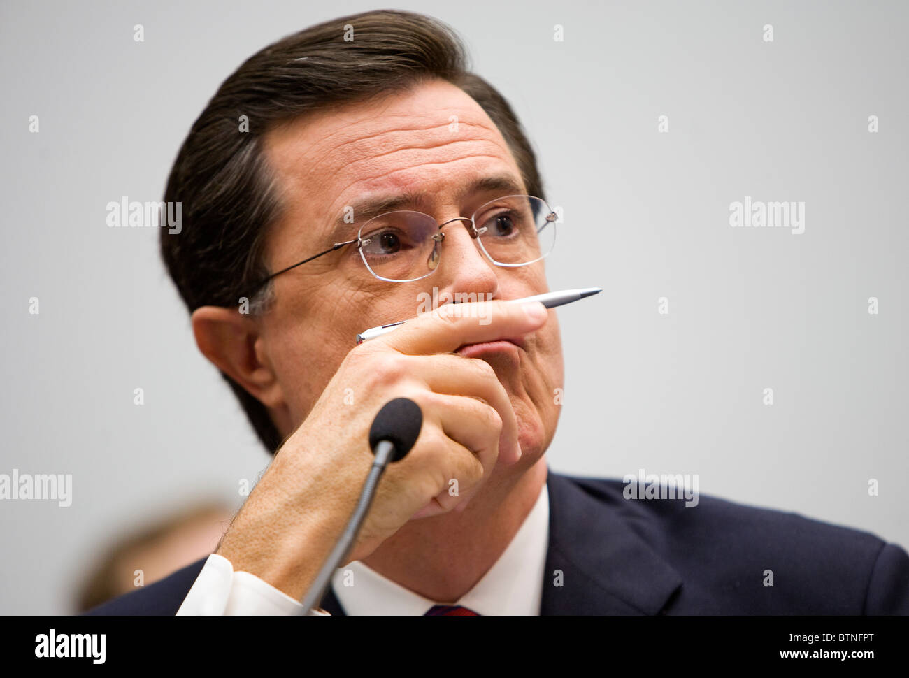 Comedian hi-res stock photography and images - Alamy