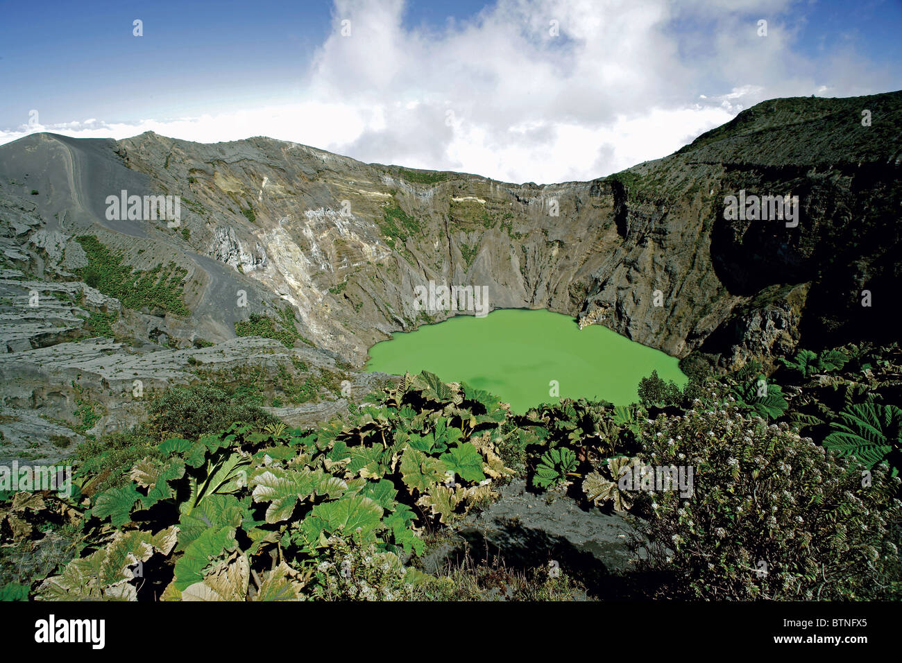 Active crater of Irazú Volcano, Costa Rica Stock Photo - Alamy