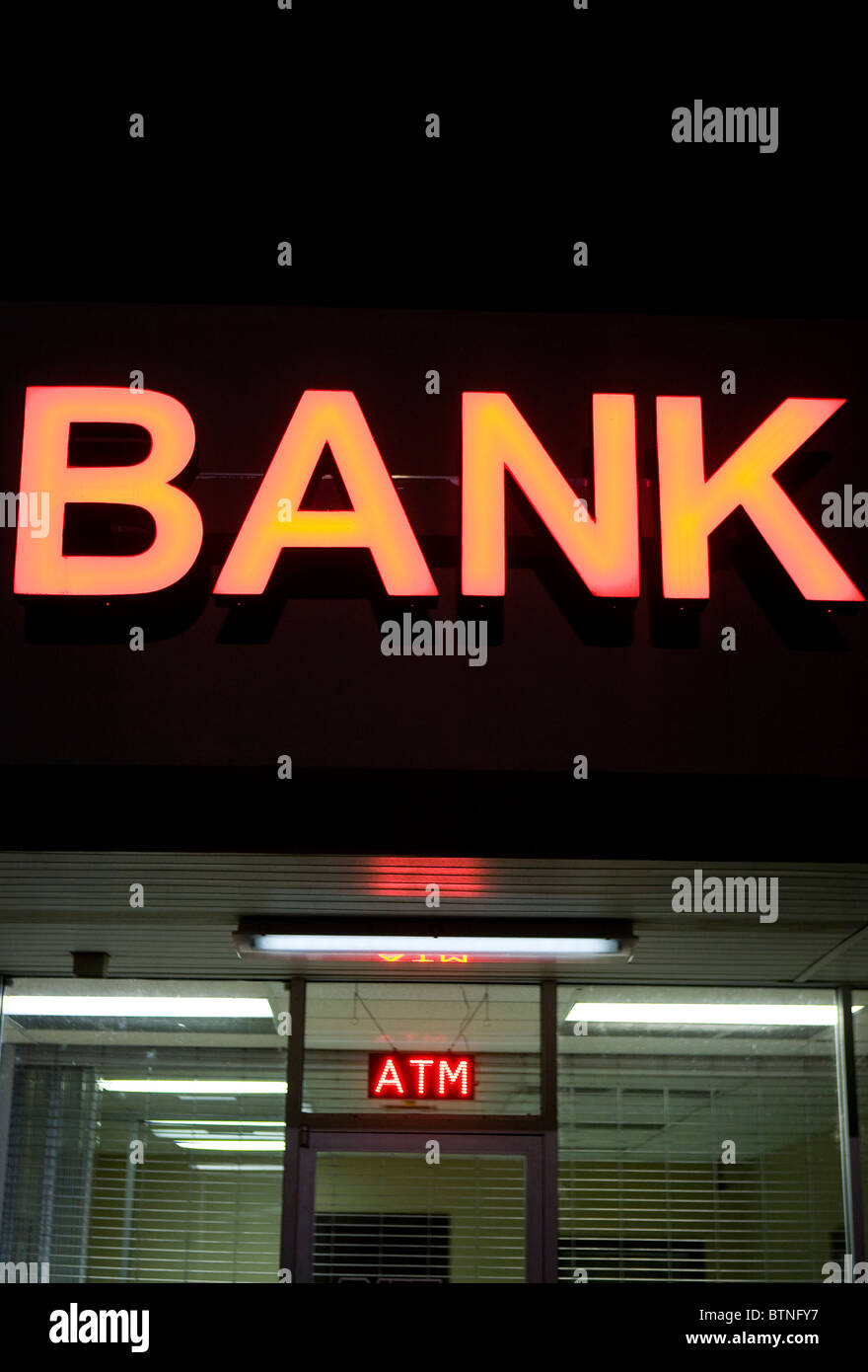 A Bank neon sign Stock Photo - Alamy