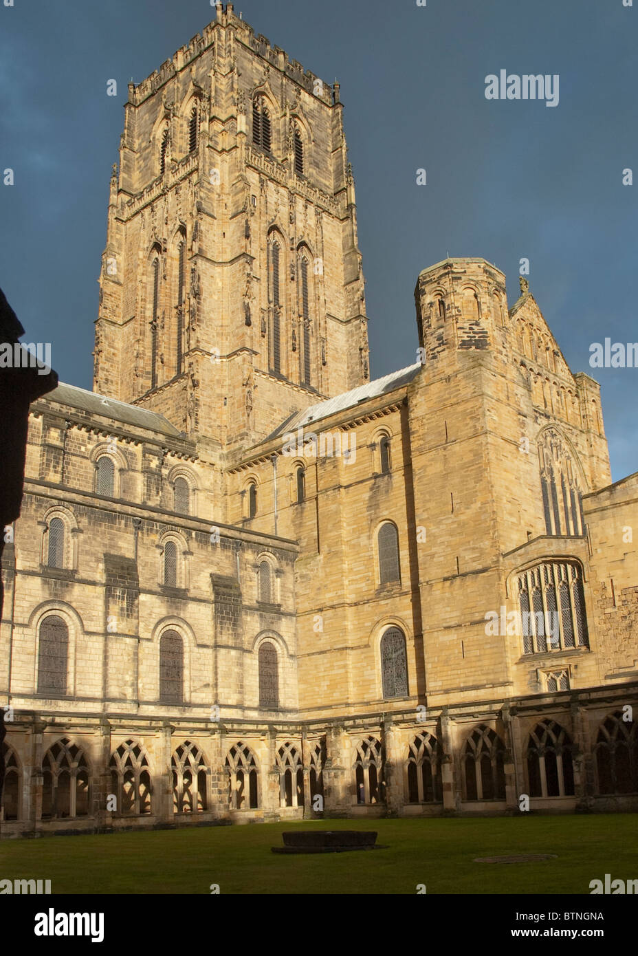 Durham cathedral tower hi-res stock photography and images - Alamy