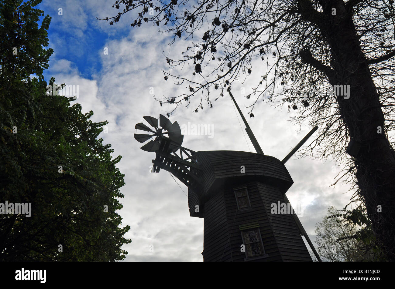 Wraysbury, Berkshire, England: house designed as a windmill in the ...