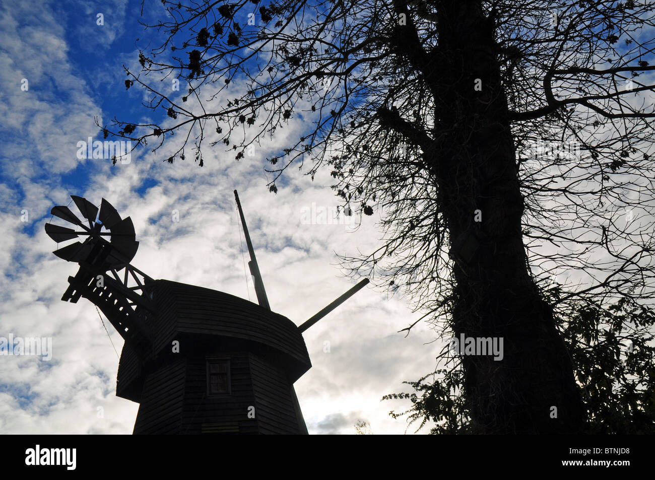 Wraysbury, Berkshire, England: house designed as a windmill in the ...