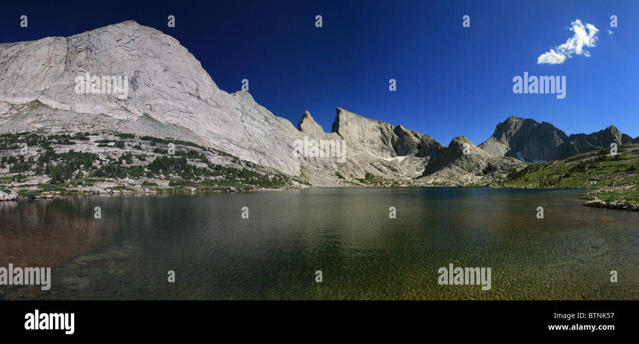 Deep lake and east temple hi-res stock photography and images - Alamy